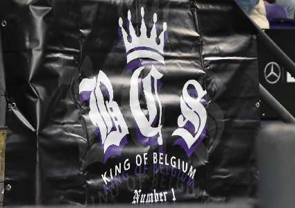 Anderlecht Online - Le RSCA ferme une tribune lors du derby (21 févr. 25)