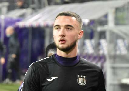 Anderlecht Online - Debast: "Always give me all for Anderlecht" (25 Jan 23)