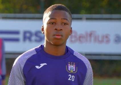 Anderlecht Online - Le petit Simion Michez récompensé par un contrat ...