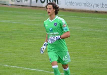 Anderlecht Online - Svilar tekent bij AS Roma (25 mrt 22)