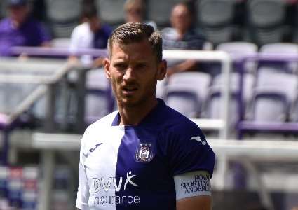Anderlecht Online - Wedstrijd tegen Antwerp te vroeg voor Vertonghen ...