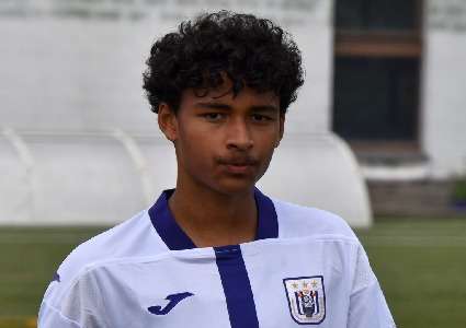 Anderlecht Online - Vervloet de 15 años también recibe contarto ...