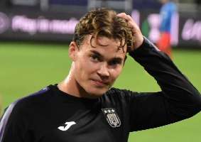 Anderlecht Online - Officiel : Arnstad s'engage avec le Aarhus GF (31 ...