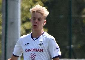 Anderlecht Online - De Cat wordt op één na jongste speler ooit in ...