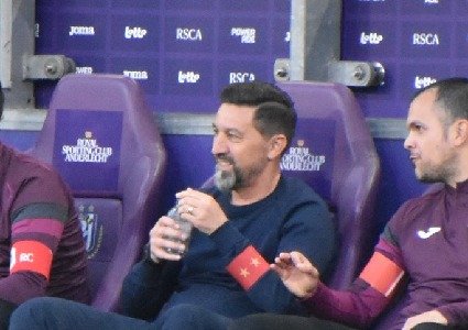 Anderlecht Online - Hasi confirme le forfait de Simic (23 juil. 25)